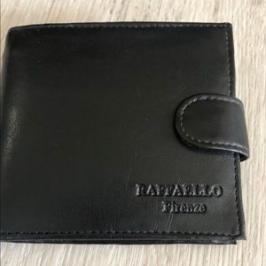Raffaello Firenze | Bags | Raffaello Firenze Italian Bifold Leather ...